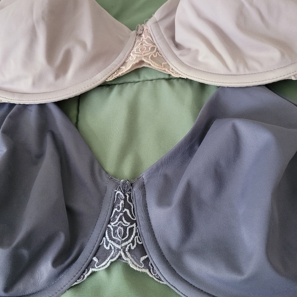 Bali | Intimates & Sleepwear | Bali 36 D Bras | Poshmark
